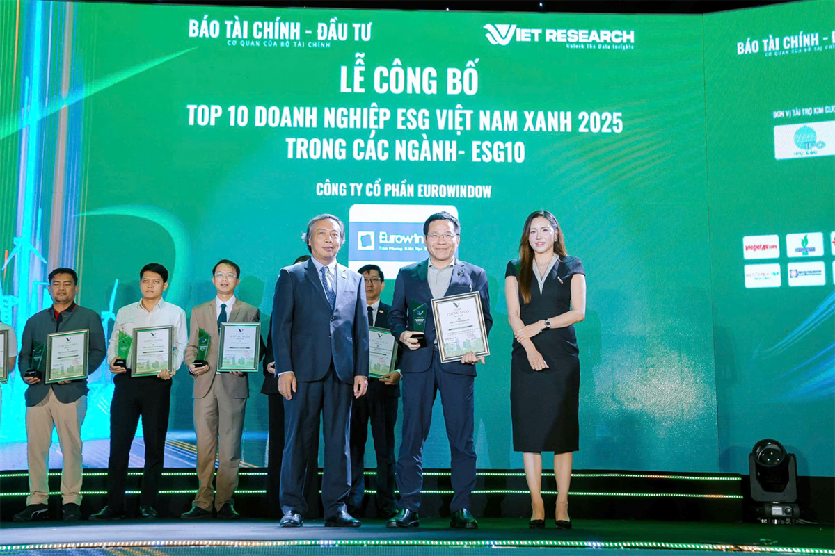 Eurowindow – Thương hiệu tiêu biểu Top 10 Doanh nghiệp ESG Việt Nam Xanh 2025 ngành vật liệu xây ...